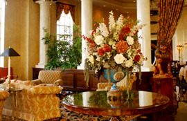 Genesee Grande flowers in the lounge